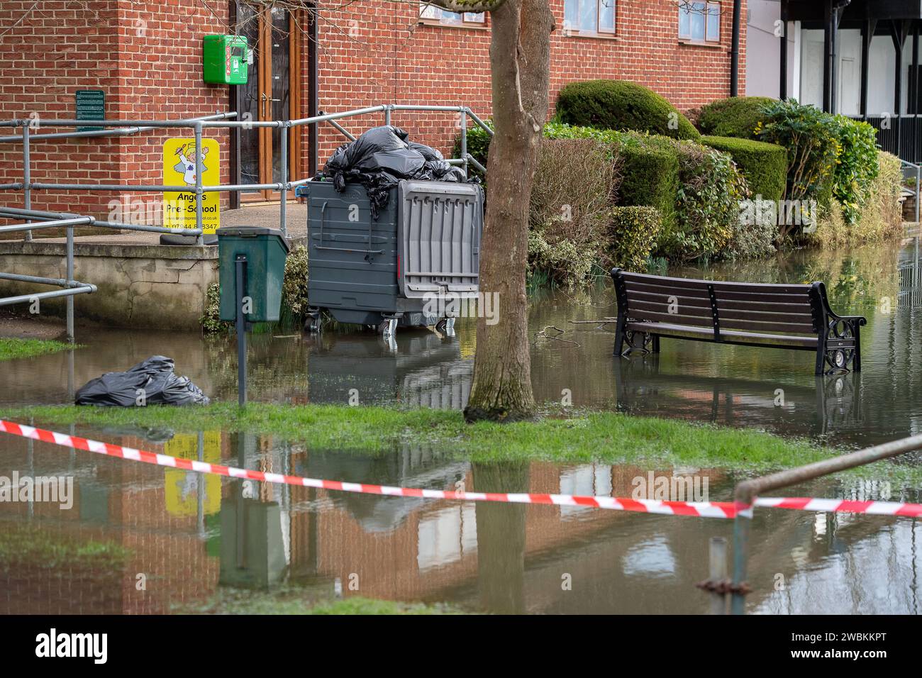Wraysbury, UK. 11th January, 2024. The flooded cricket pitch and ...