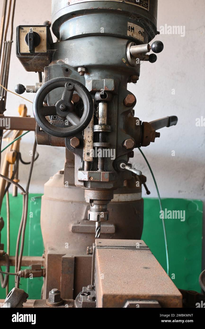 Boring and milling machine hi-res stock photography and images - Alamy