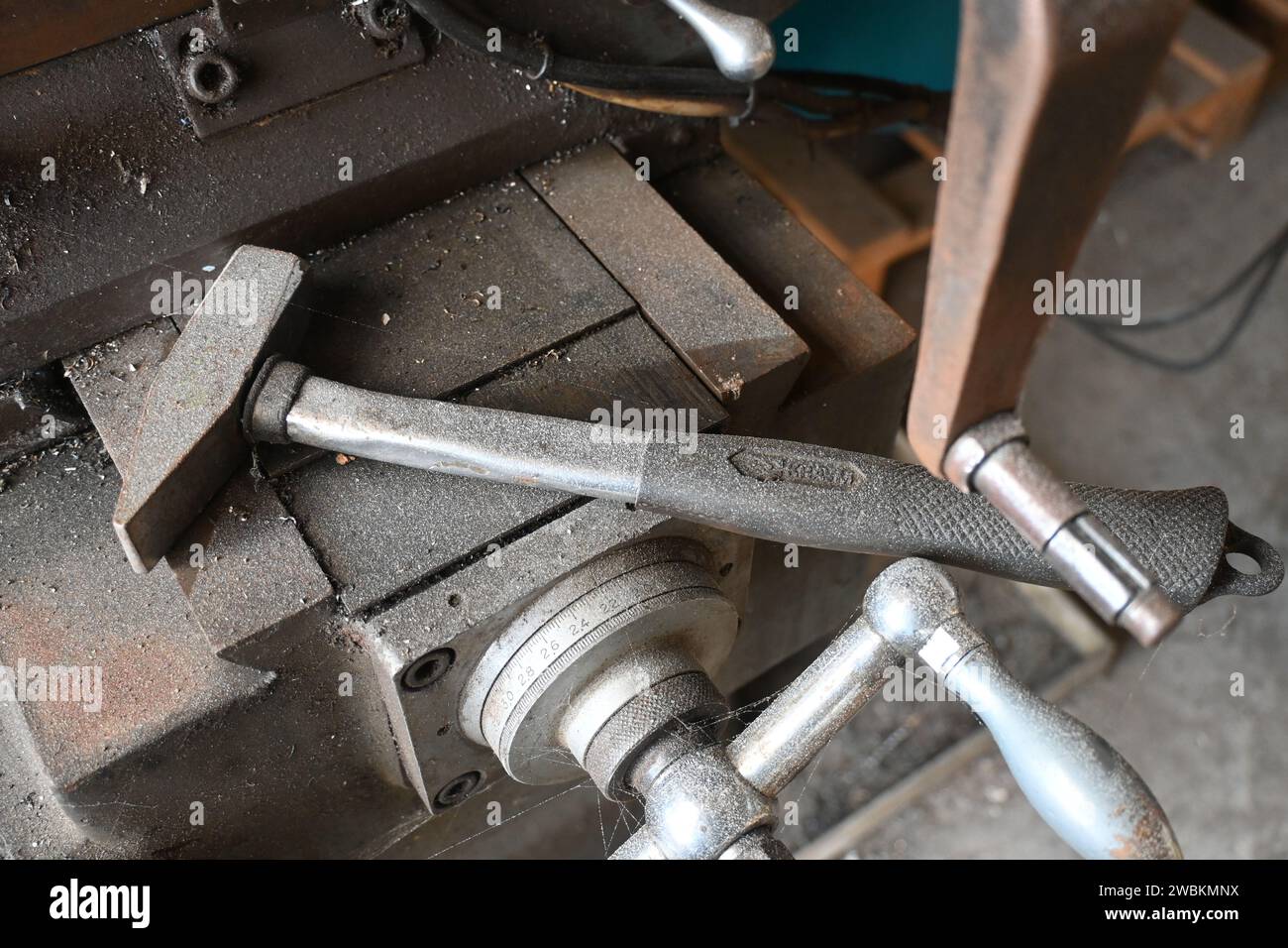 Sledgehammer strike hi-res stock photography and images - Alamy
