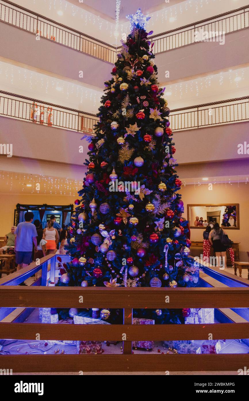 large decorated Christmas tree with lights Stock Photo - Alamy