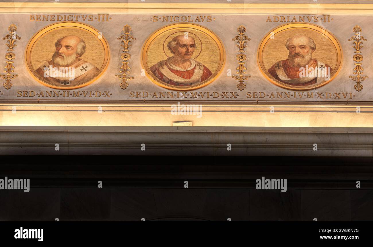 Saint nicholas mosaic hi-res stock photography and images - Alamy