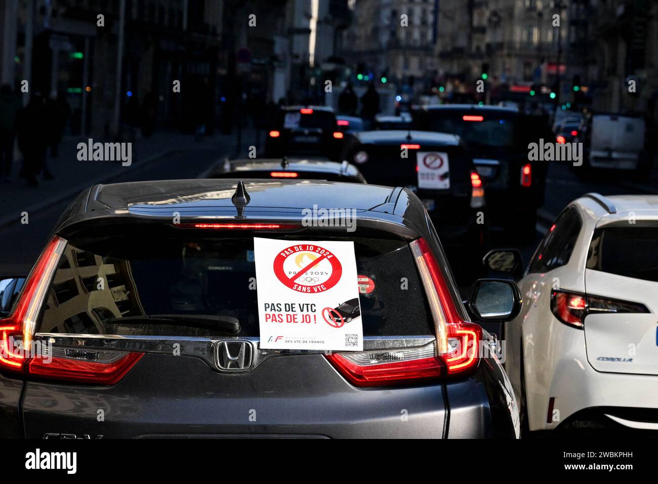 Chauffeurs de taxi paris hi-res stock photography and images - Alamy