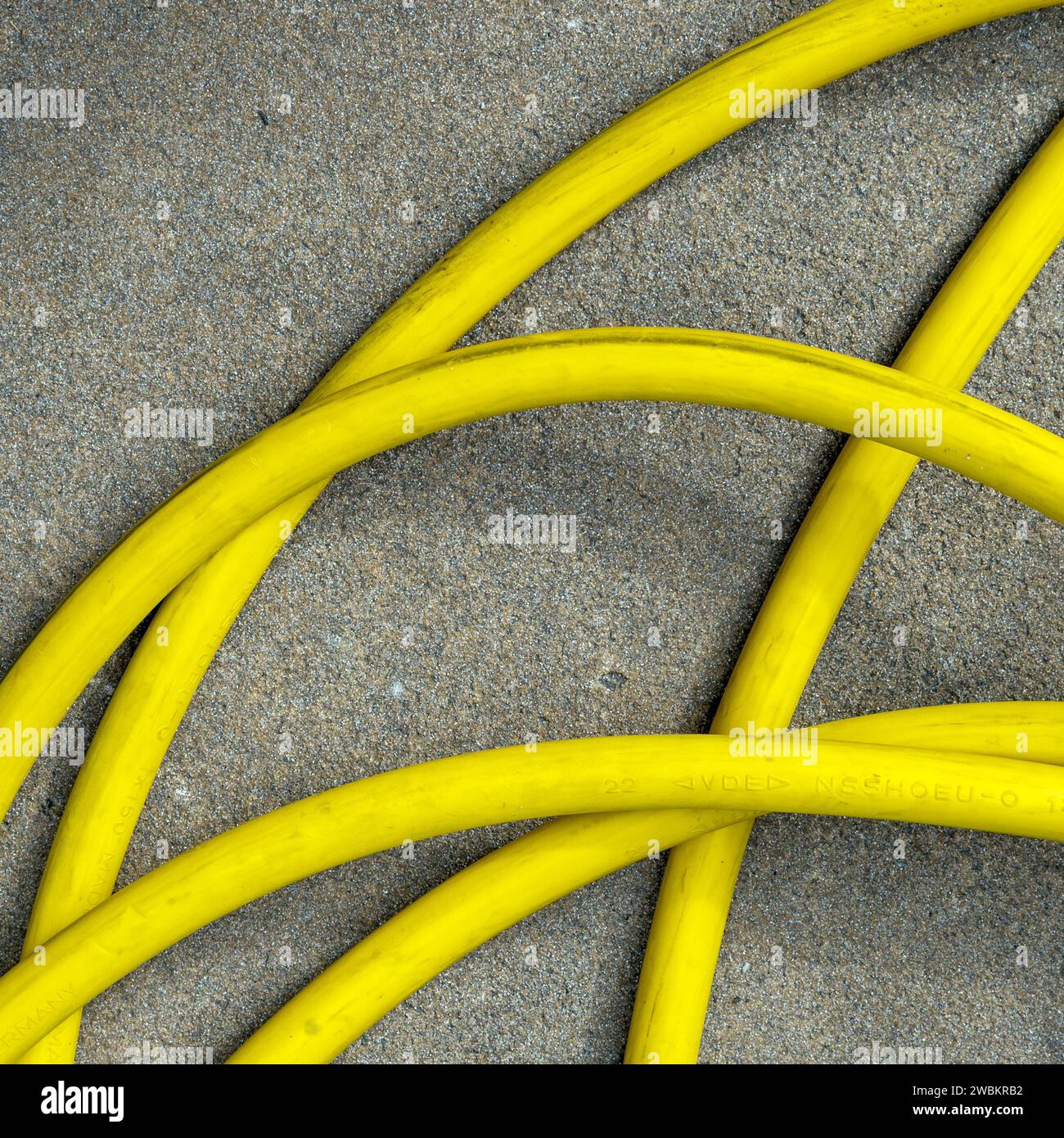 Water rings from above hi-res stock photography and images - Alamy