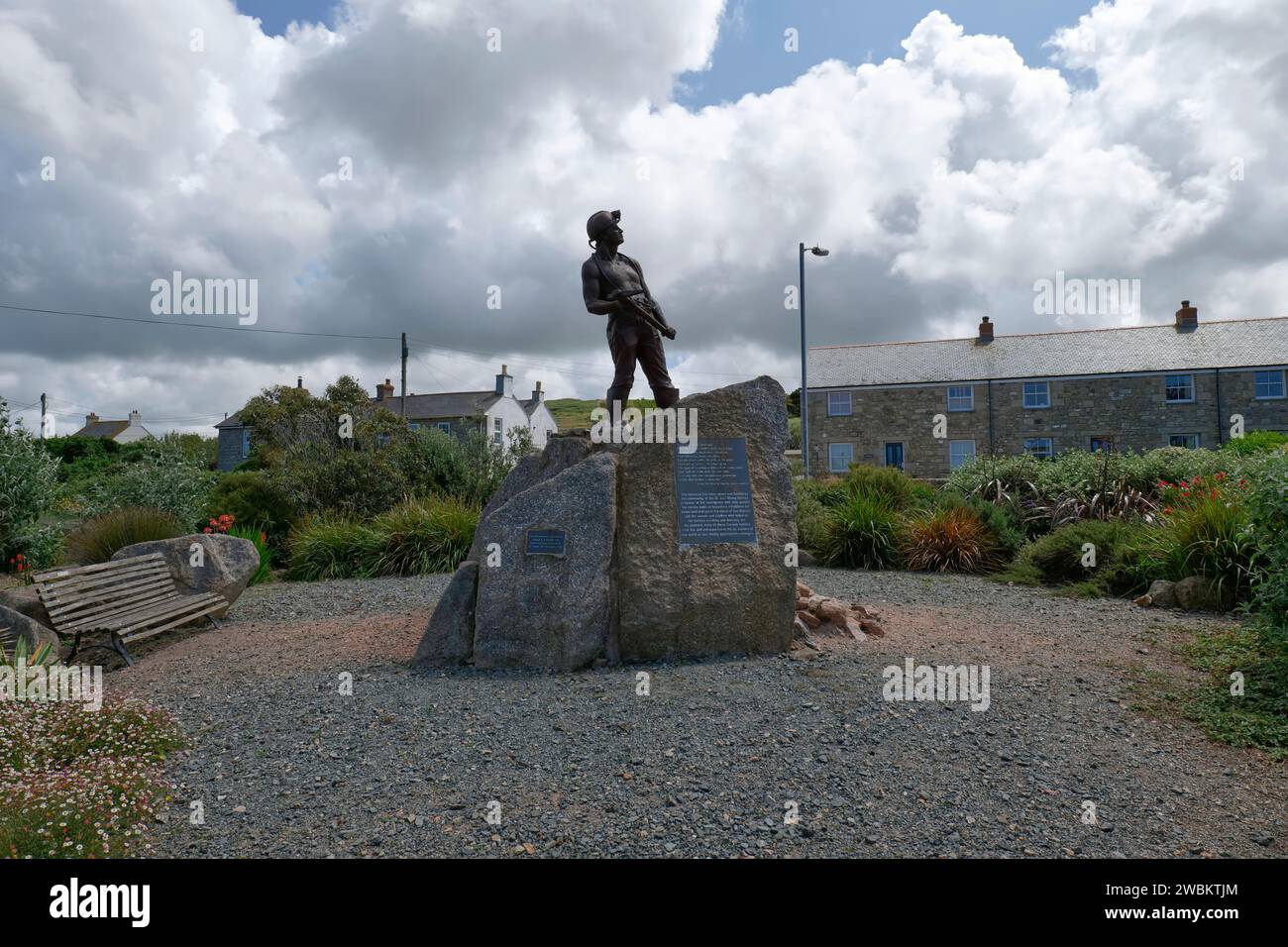 The St Just Miner's Statue by sculptor Colin Caffell, Cornish Tin Miner ...