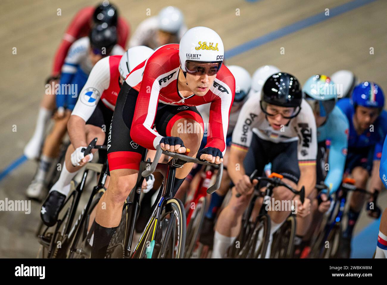 1 general notes general notes race hi-res stock photography and images ...