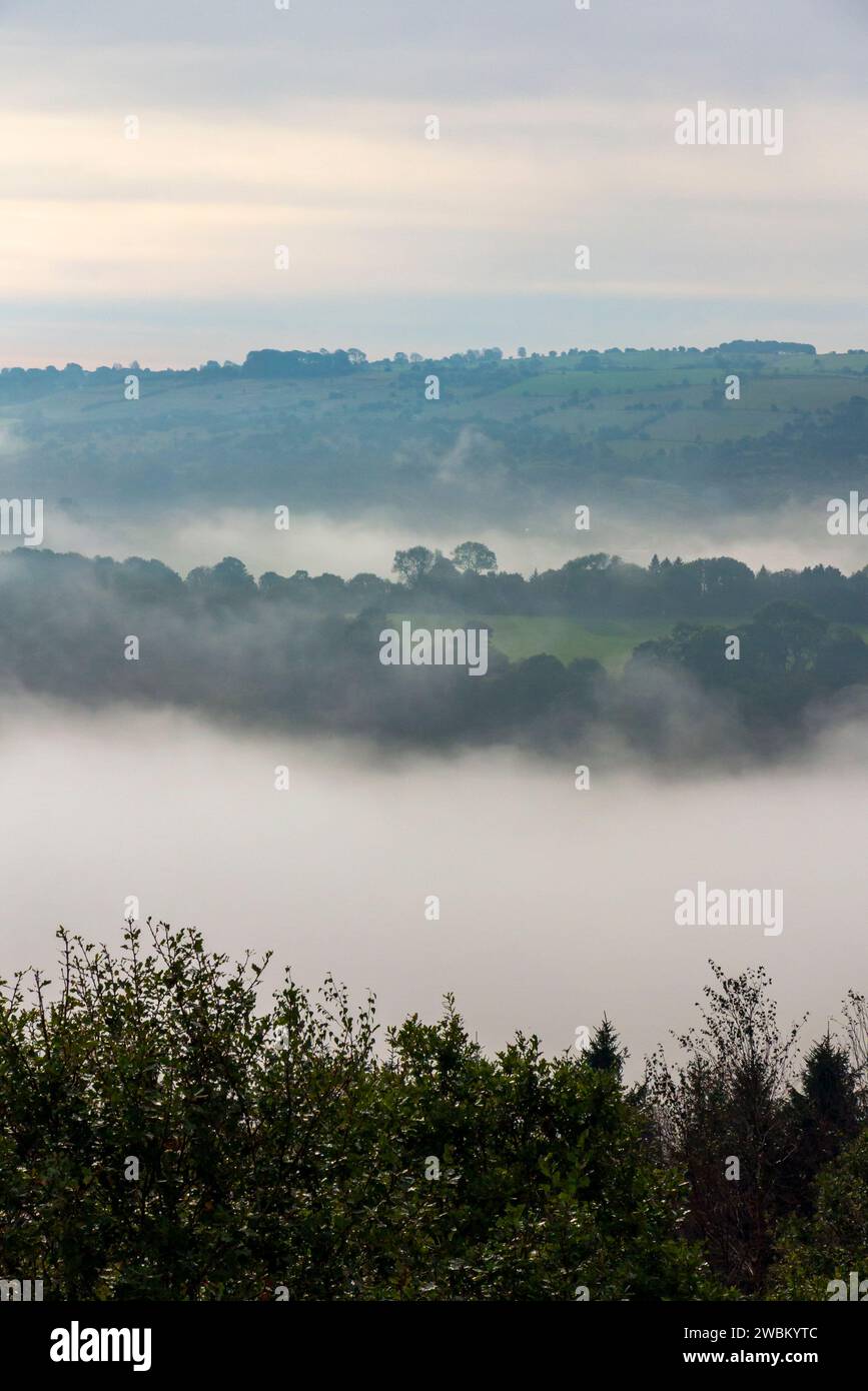 Misty moors hi-res stock photography and images - Alamy