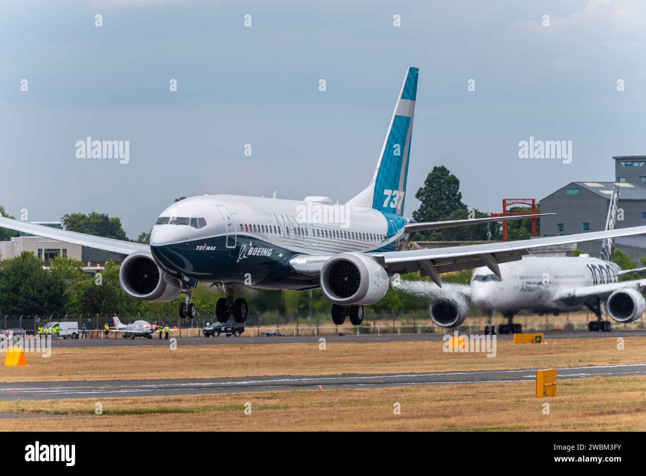 Boeing 737-7 Max 7 airliner jet plane landing at Farnborough ...