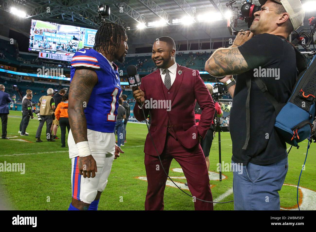 NFL Network reporter Cameron Wolfe interviews Buffalo Bills wide ...