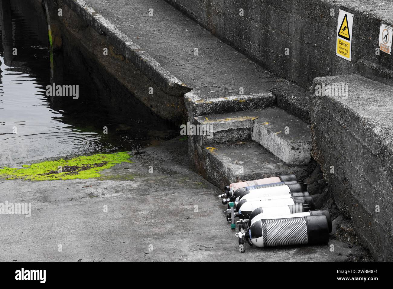 Scuba Dive tanks Stock Photo - Alamy