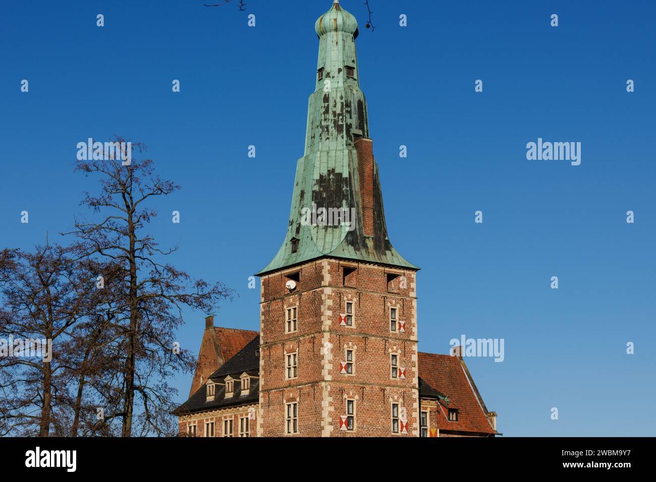 the castle of Raesfeld in germany Stock Photo - Alamy