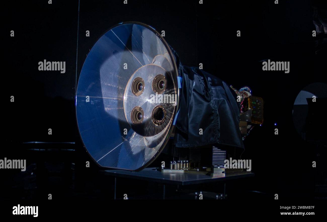 jsc2023e055877 (3/31/2022) --- The Atmospheric Waves Experiment (AWE ...