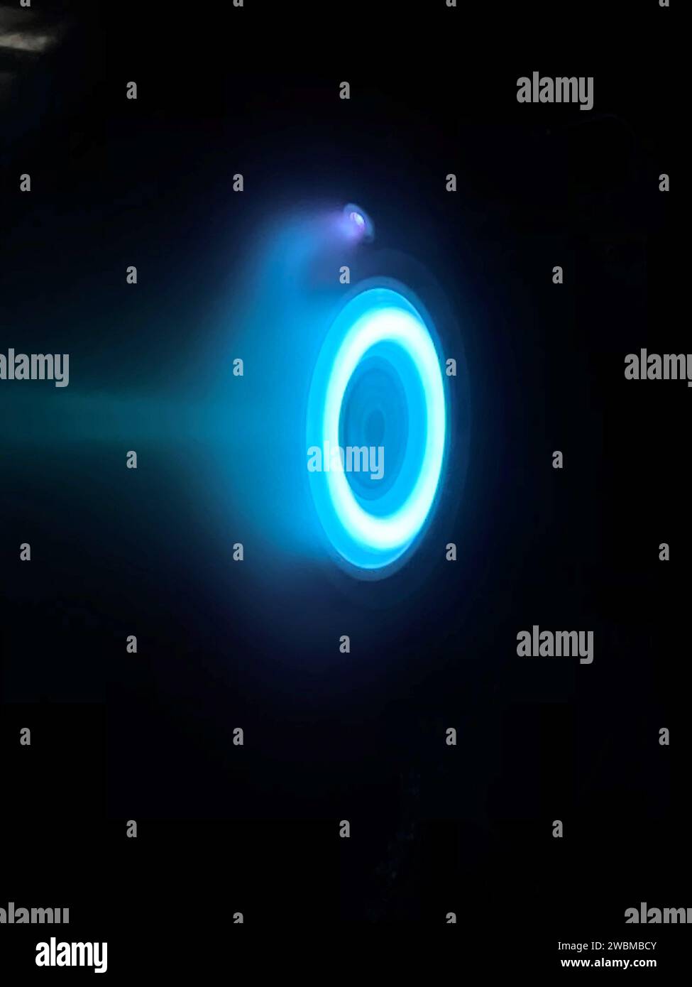 Hall thruster xenon hi-res stock photography and images - Alamy