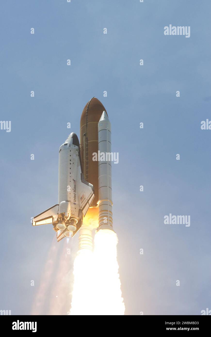 20 p m edt hi-res stock photography and images - Alamy