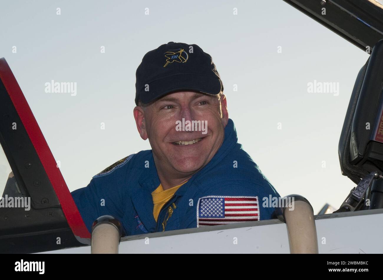 CAPE CANAVERAL, Fla. – STS-131 Commander Alan Poindexter arrives at the ...