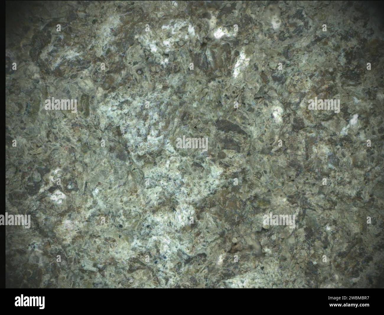 Overlaying rocks hi-res stock photography and images - Alamy