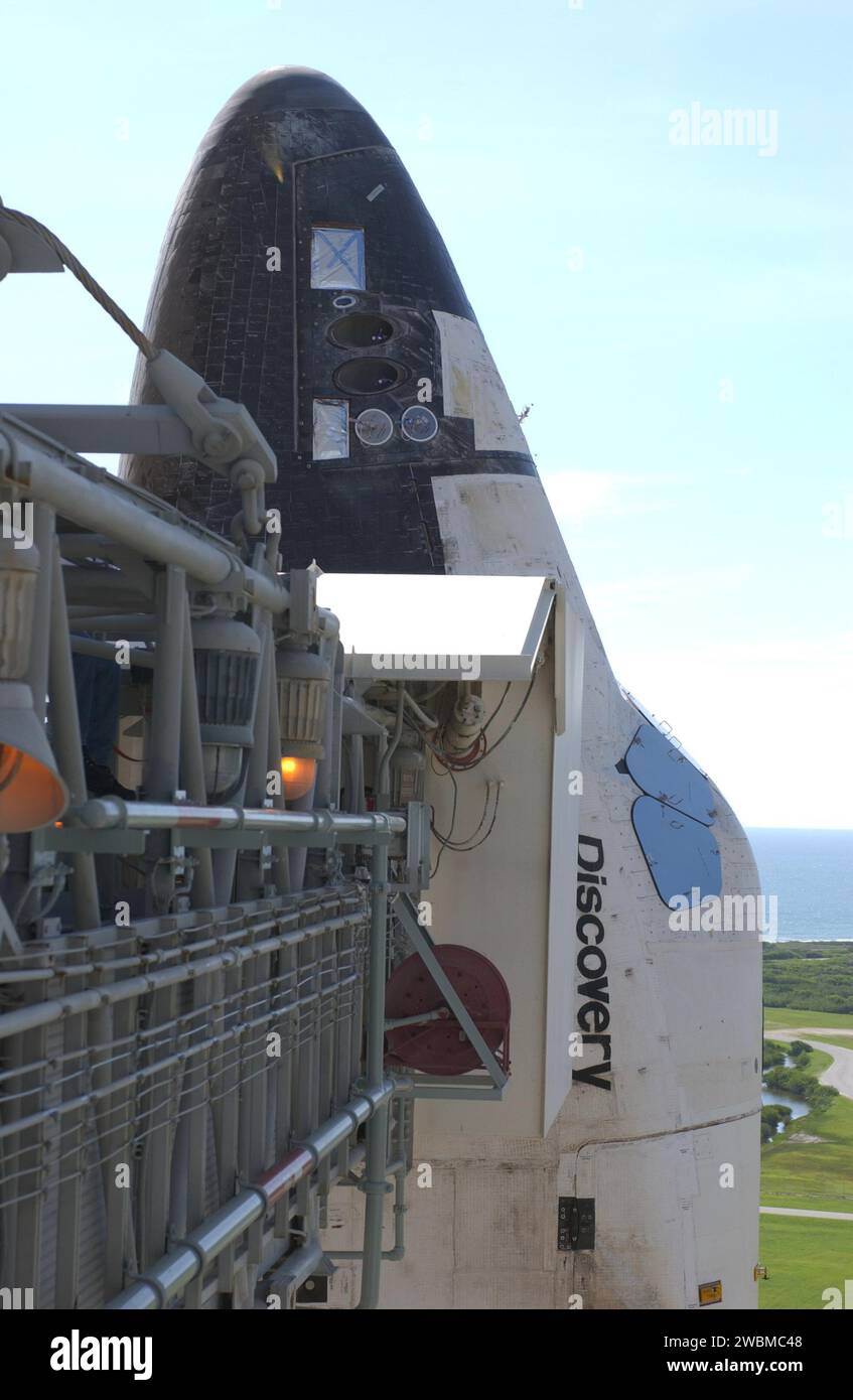 KENNEDY SPACE CENTER, Fla. -- - This closeup at about the 147-foot ...
