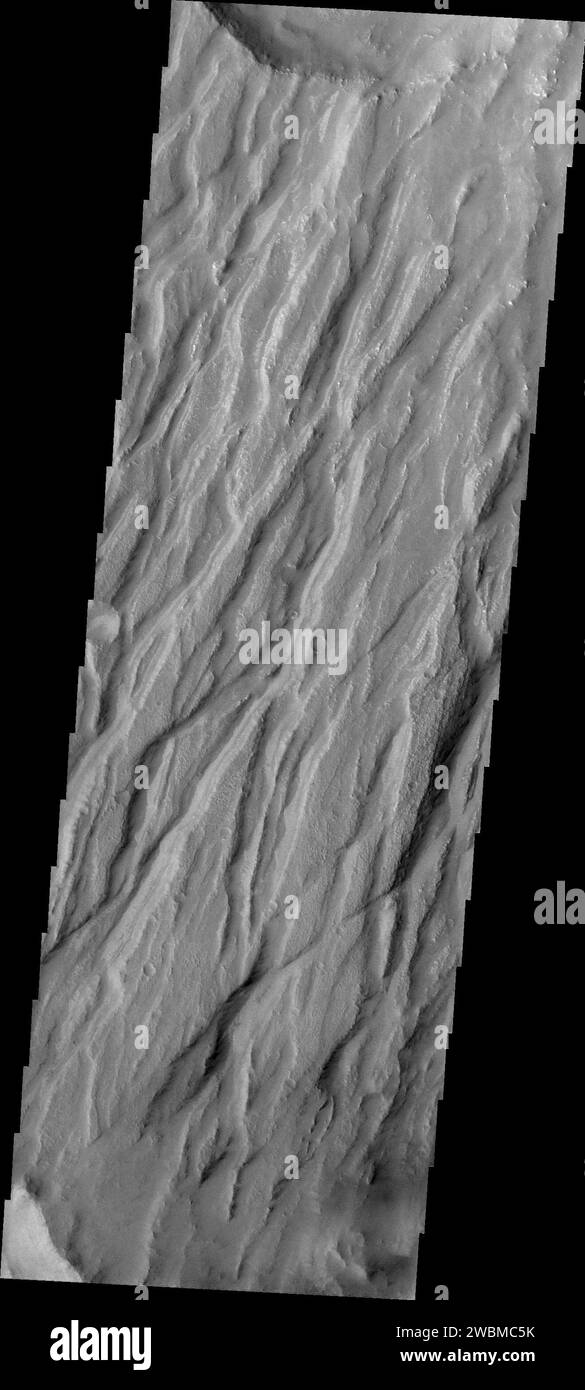 Claritas Fossae is the dissected and fractured highland between the ...