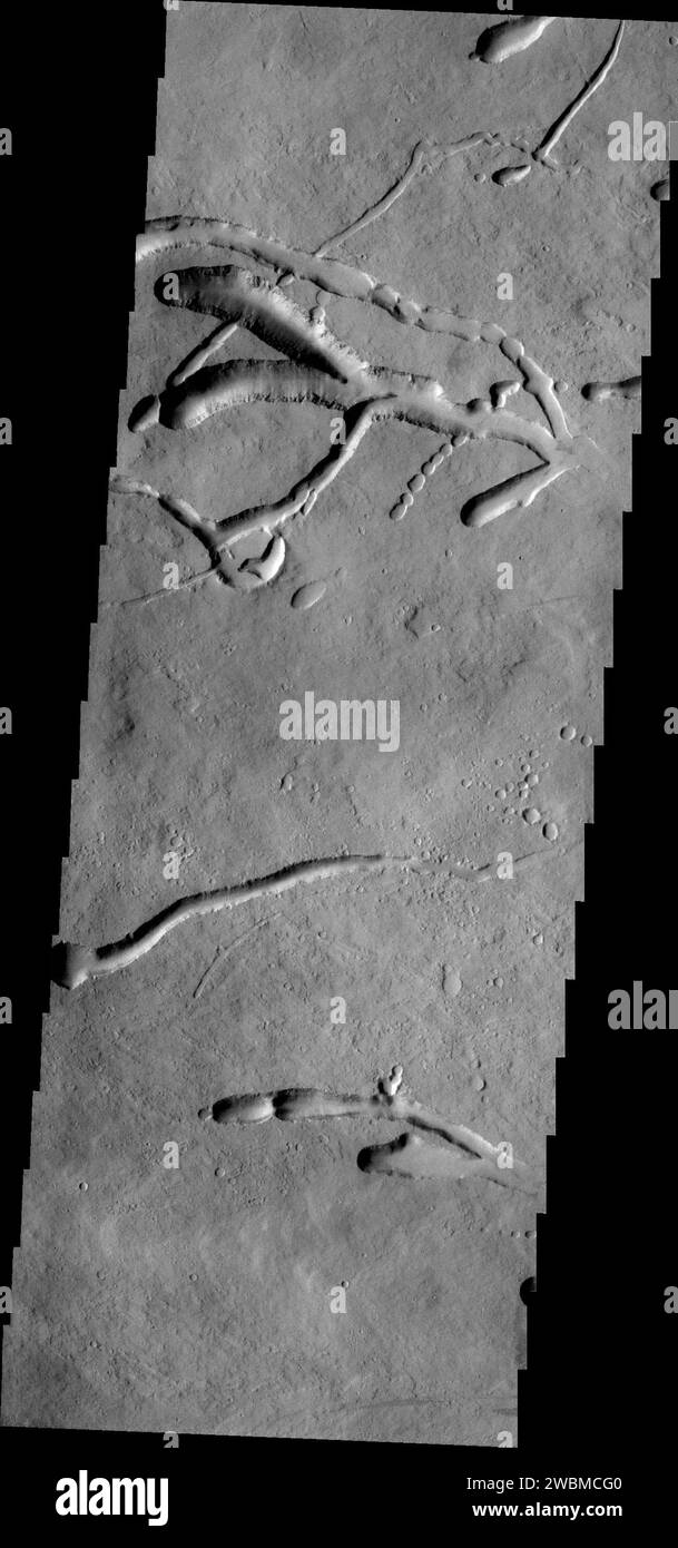 This image from NASA's 2001 Mars Odyssey spacecraft of the eastern ...