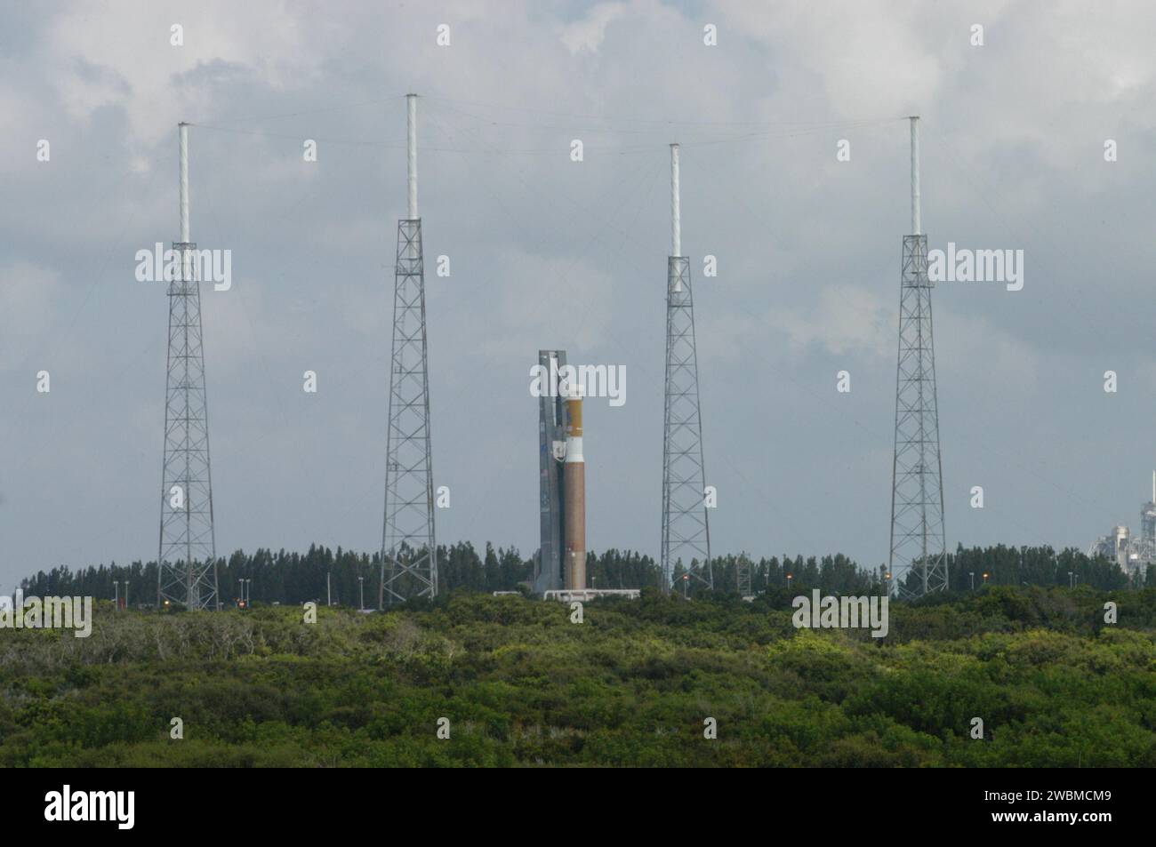 KENNEDY SPACE CENTER, FLA. - At Launch Complex 41 on Cape Canaveral Air ...