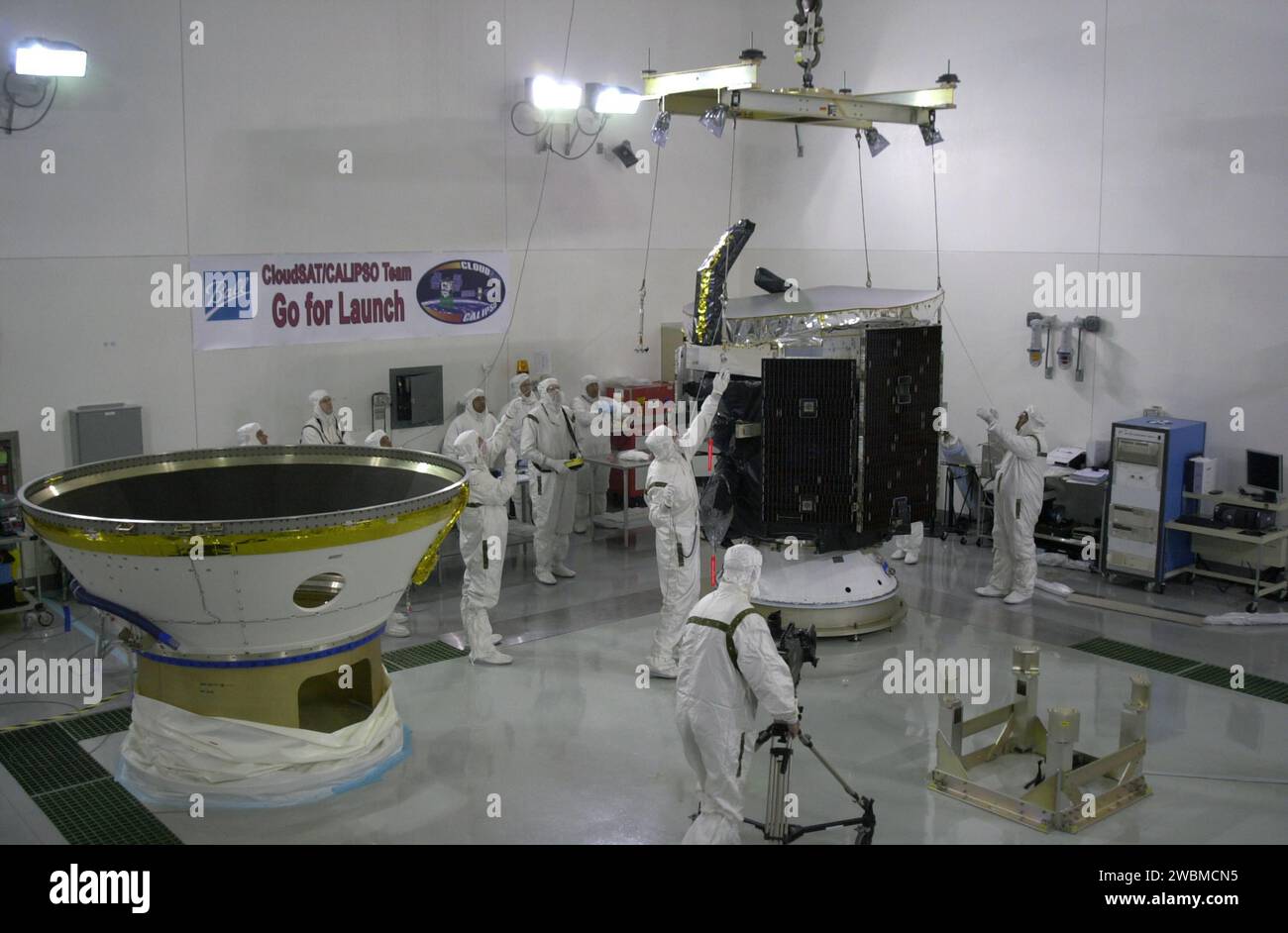 Payload attach fitting hi-res stock photography and images - Alamy