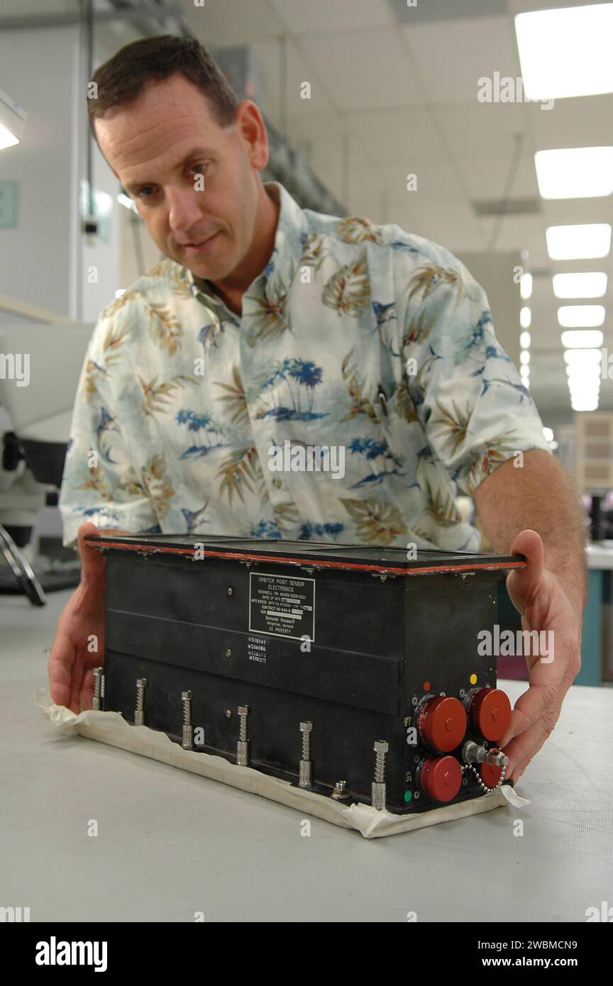 KENNEDY SPACE CENTER, FLA. - Donald Gordon, manager of the Avionics Lab ...