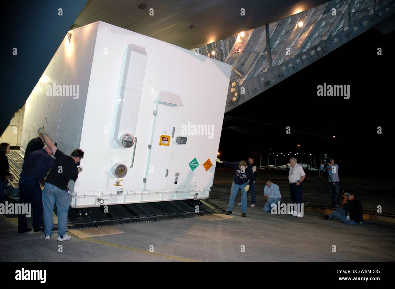 Lockheed martin air force workers hi-res stock photography and images ...