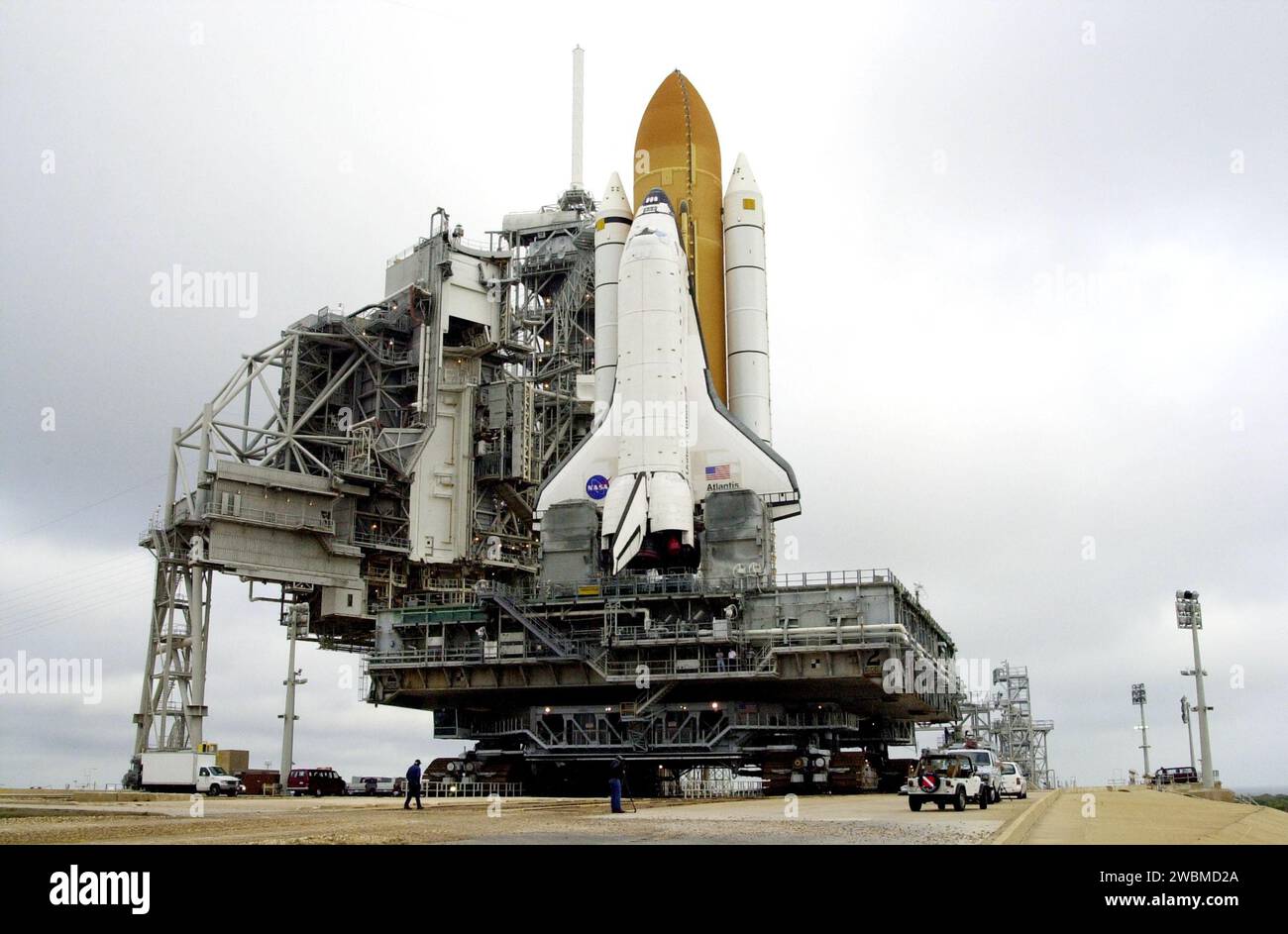 Vehicle assembly building damage hi-res stock photography and images ...