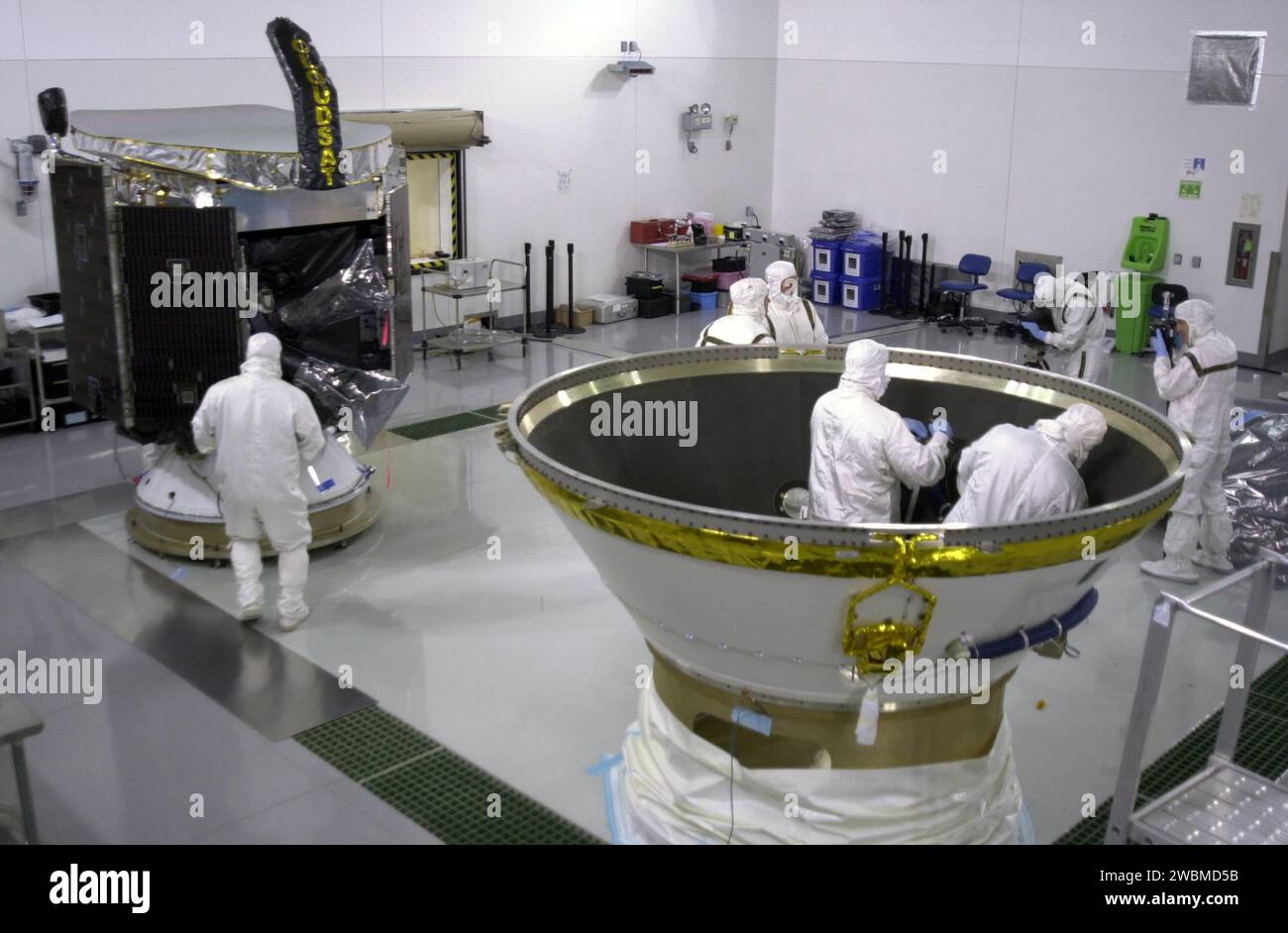 Delta payload attach fitting hi-res stock photography and images - Alamy