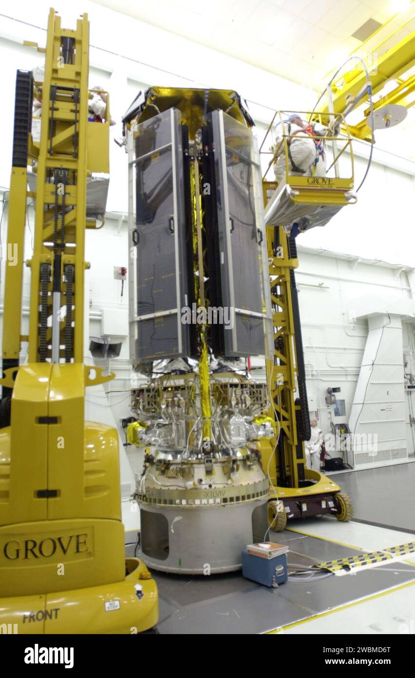 Lockheed martin air force workers hi-res stock photography and images ...