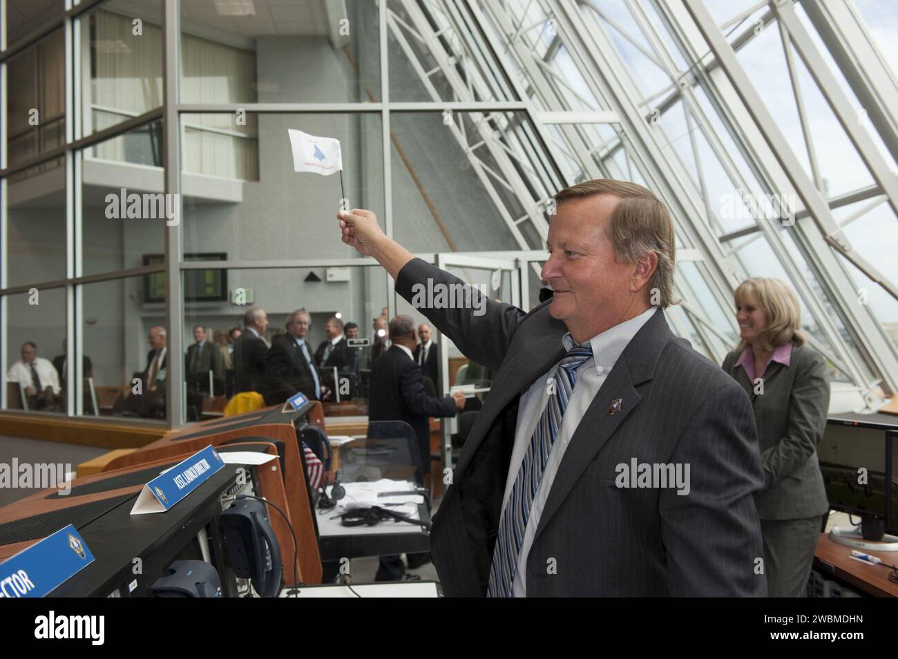 Space shuttle team hi-res stock photography and images - Alamy