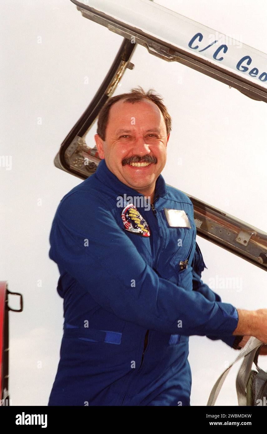 Cosmonaut Yury Usachev arrives at the KSC Shuttle Landing Facility ...