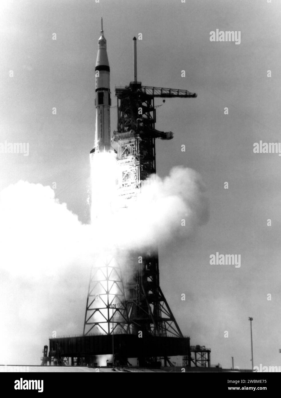 Apollo 3 Black and White Stock Photos & Images - Alamy