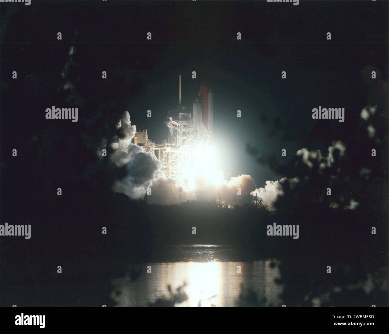 Sts 59 hi-res stock photography and images - Alamy