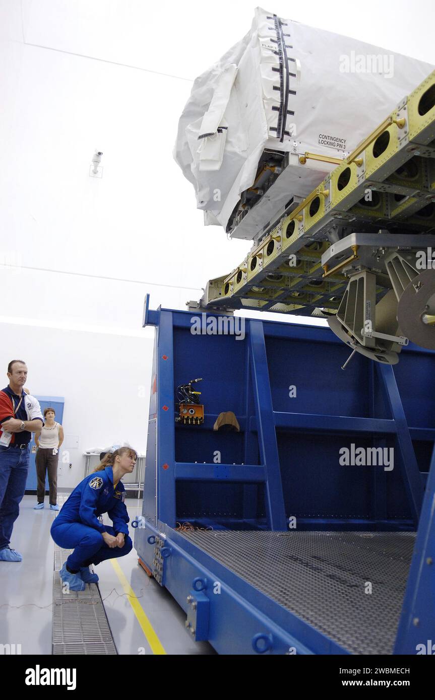 KENNEDY SPACE CENTER, FLA. - At Astrotech Space Operations in ...