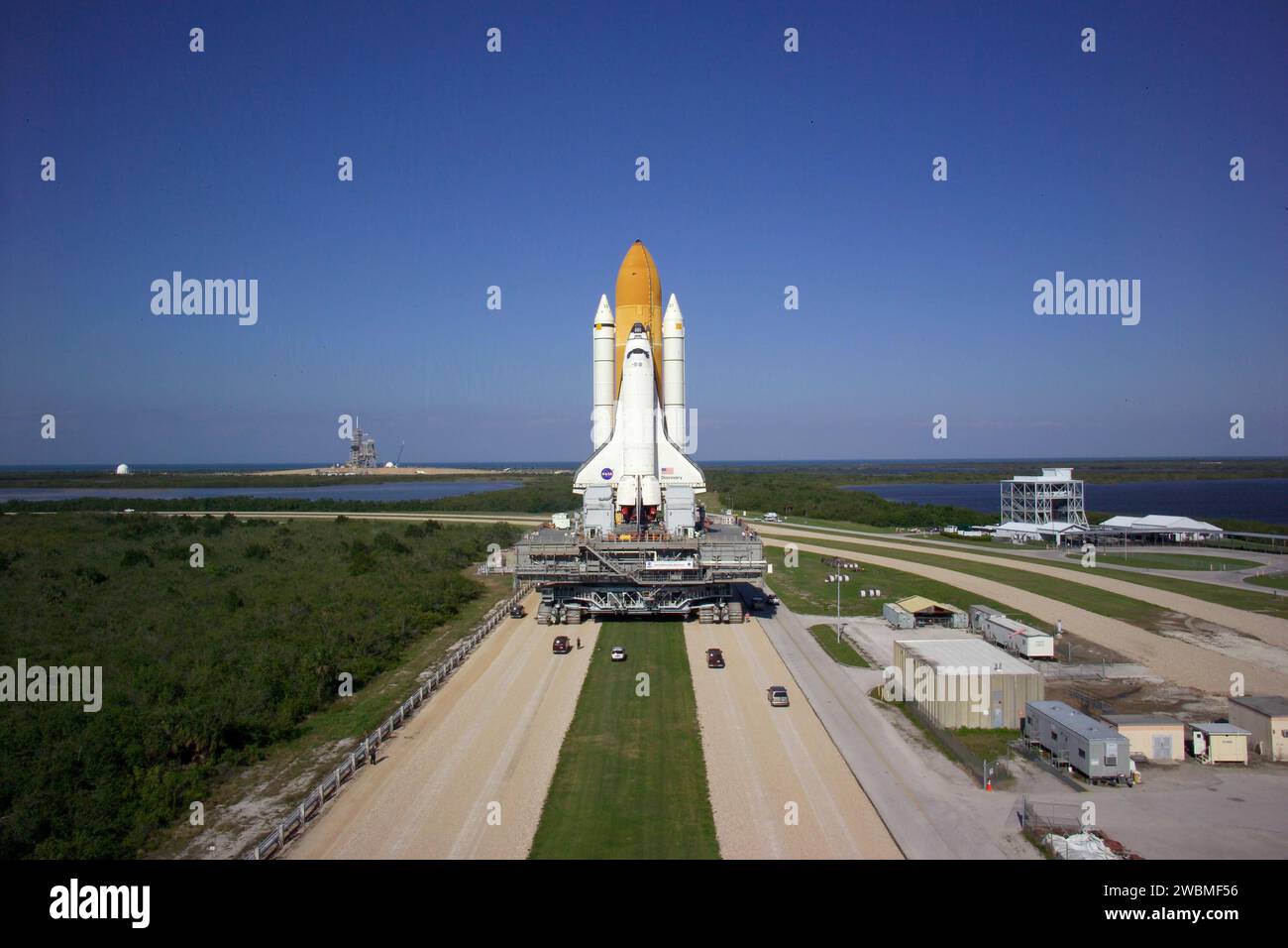Mobile launcher platform mlp hi-res stock photography and images - Alamy