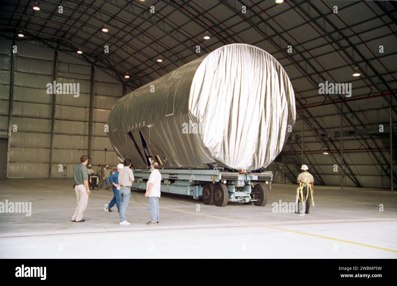 KENNEDY SPACE CENTER, Fla. -- Inside the Spaceport Florida hangar, the ...