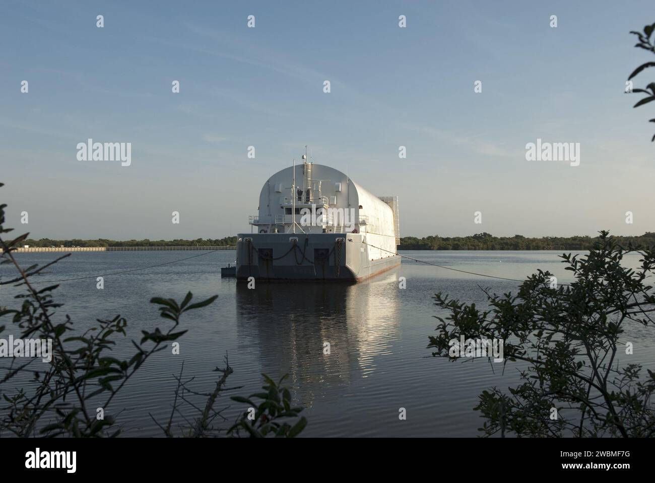 CAPE CANAVERAL, Fla. -- Tugboats in the Turn Basin in the Launch ...