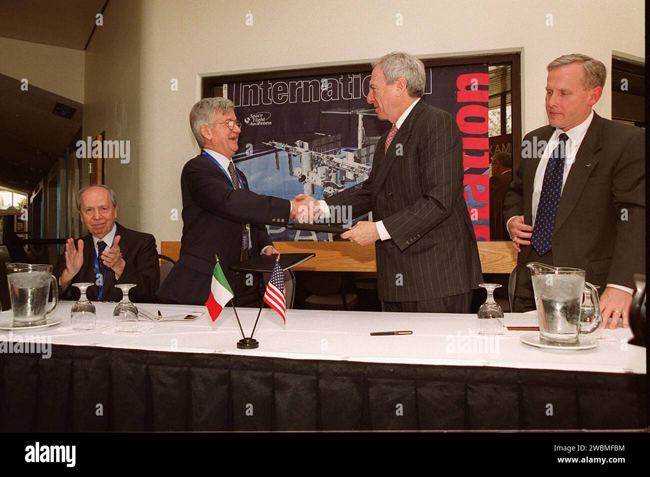 After signing a Framework for Cooperation to build the Habitation ...