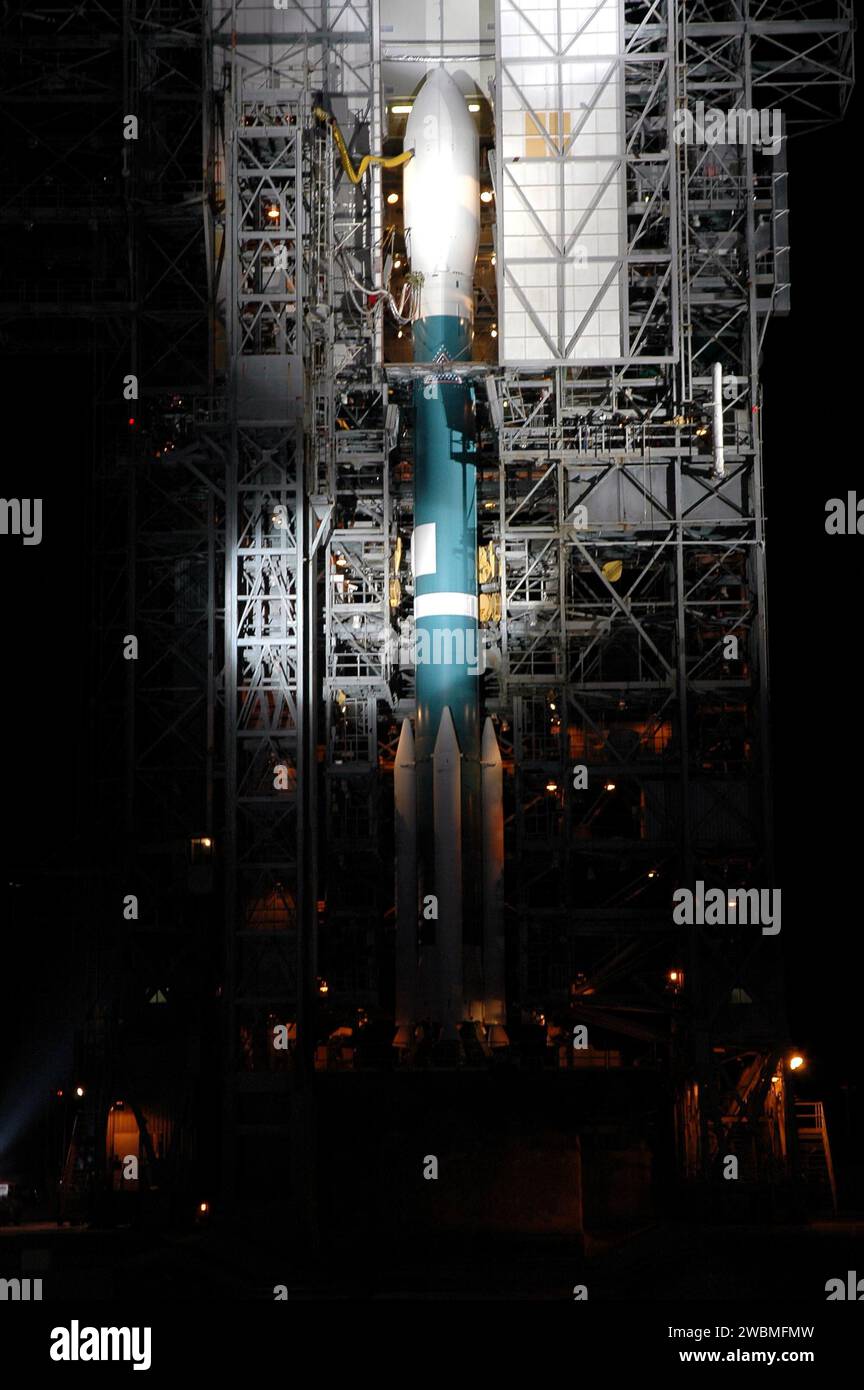 KENNEDY SPACE CENTER, FLA. - A Boeing Delta II expendable launch ...