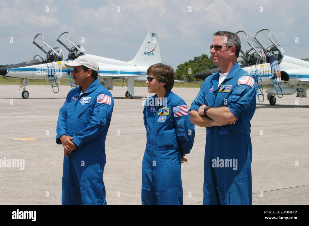 KENNEDY SPACE CENTER, FLA. - On NASA Kennedy Space Center’s Shuttle Landing Facility, the Return ...
