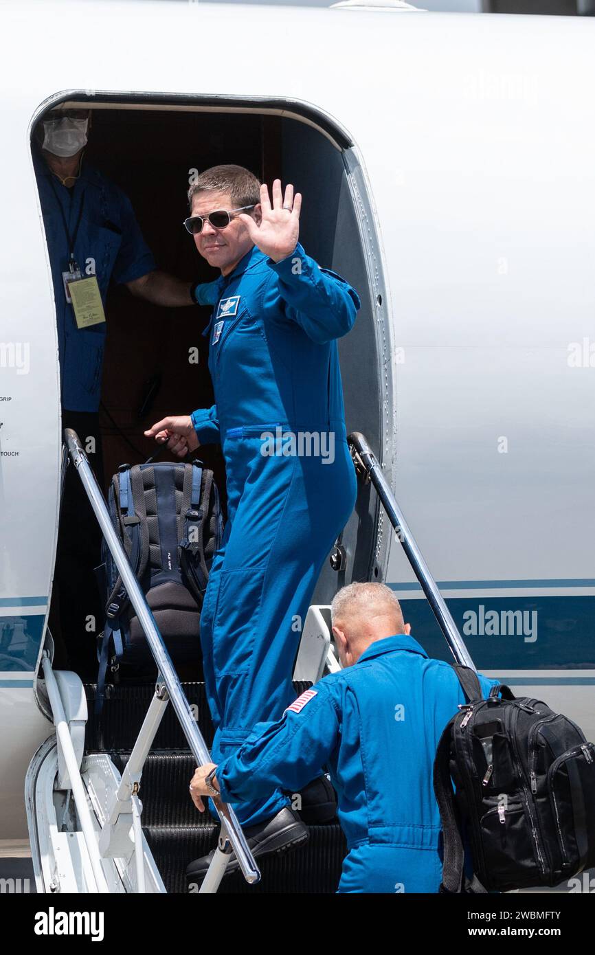 Date: 05-20-2020 Location: Ellington Field - Hangar 276 Tarmac Subject: At Ellington Field near ...