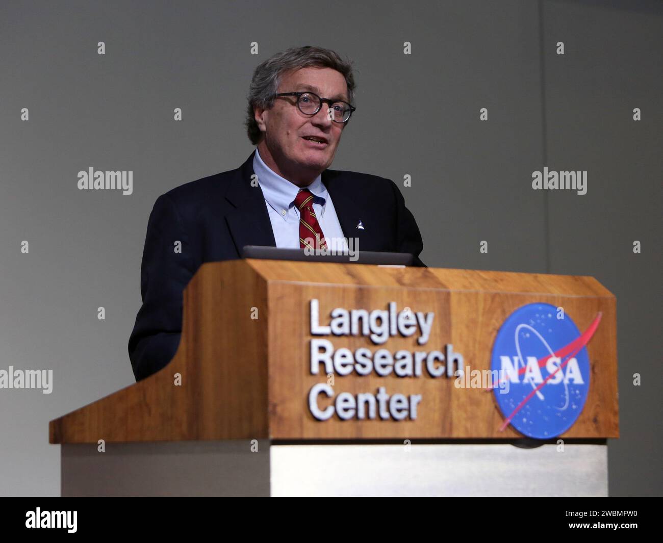 NASA and Lockheed Martin Orion leadership visit Langley Research Center ...