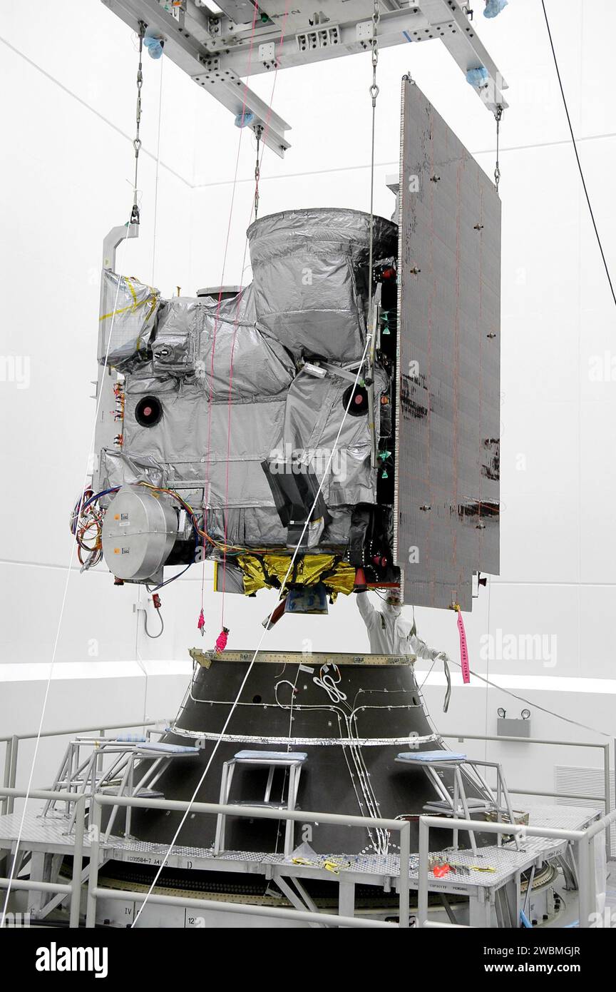 KENNEDY SPACE CENTER, FLA. - At Astrotech Space Operations in Titusville, Fla., the ...