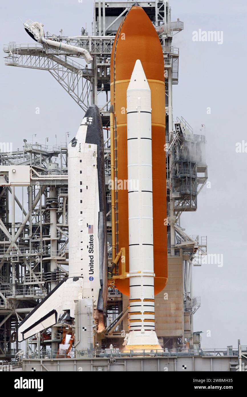 STS135-S-132 (8 July 2011) --- At NASA's Kennedy Space Center in ...