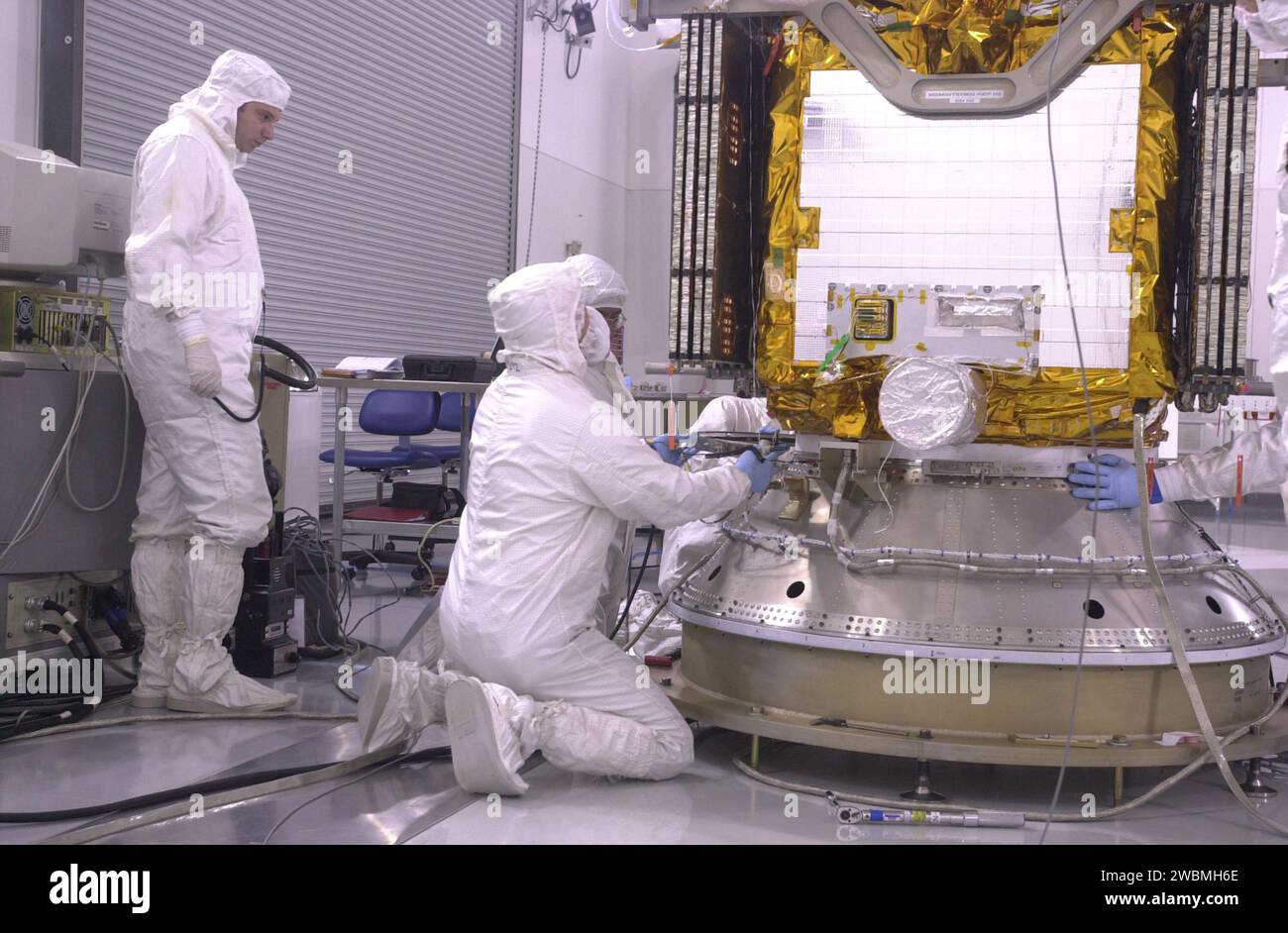 VANDENBERG AIR FORCE BASE, CALIF. — Inside the Astrotech Payload ...