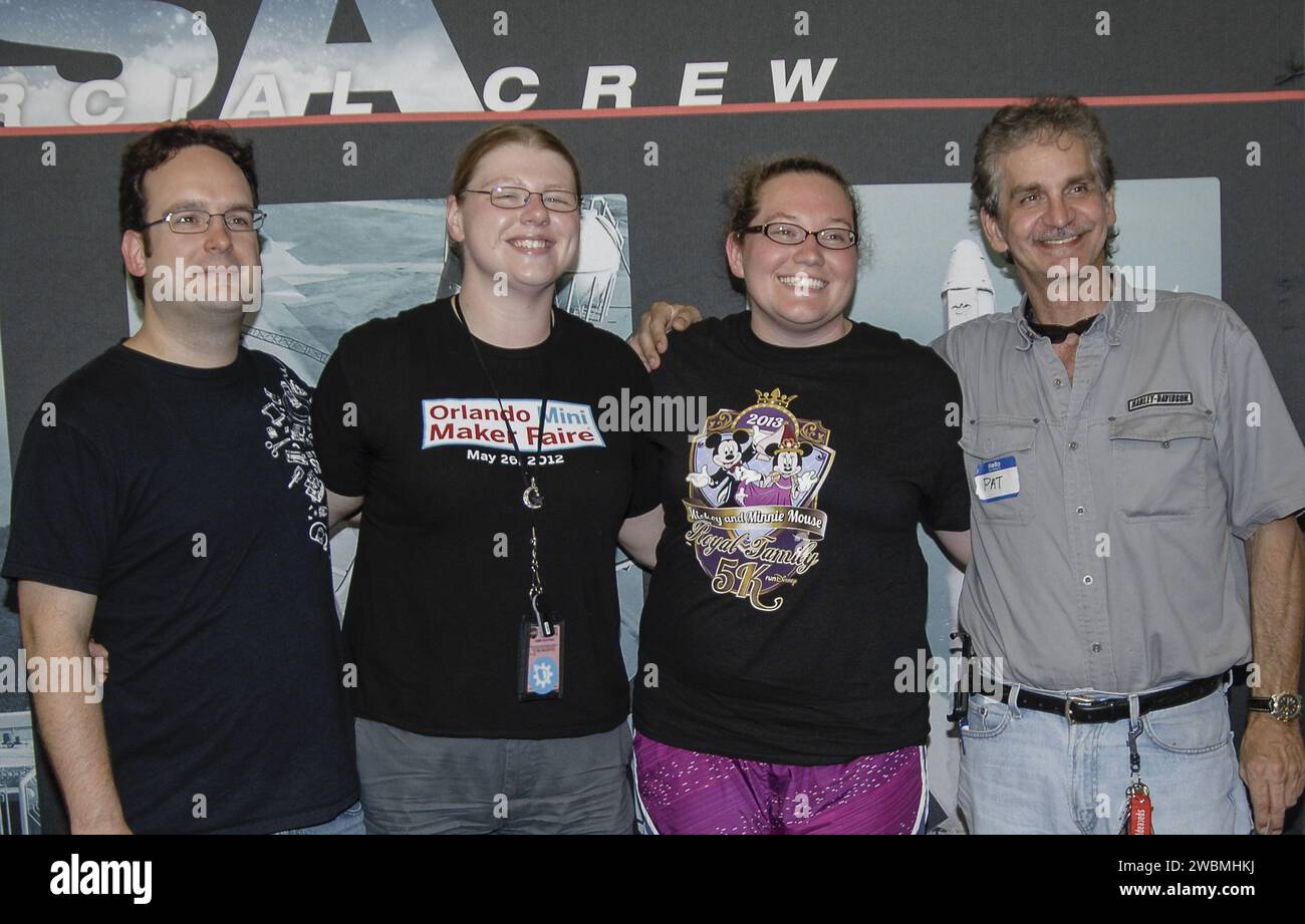 CAPE CANAVERAL, Fla. – Space enthusiasts Mike King, at left, Jamie ...