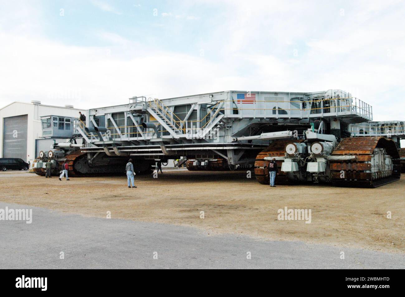 KENNEDY SPACE CENTER, FLA. - The newly shod Crawler Transporter is ...