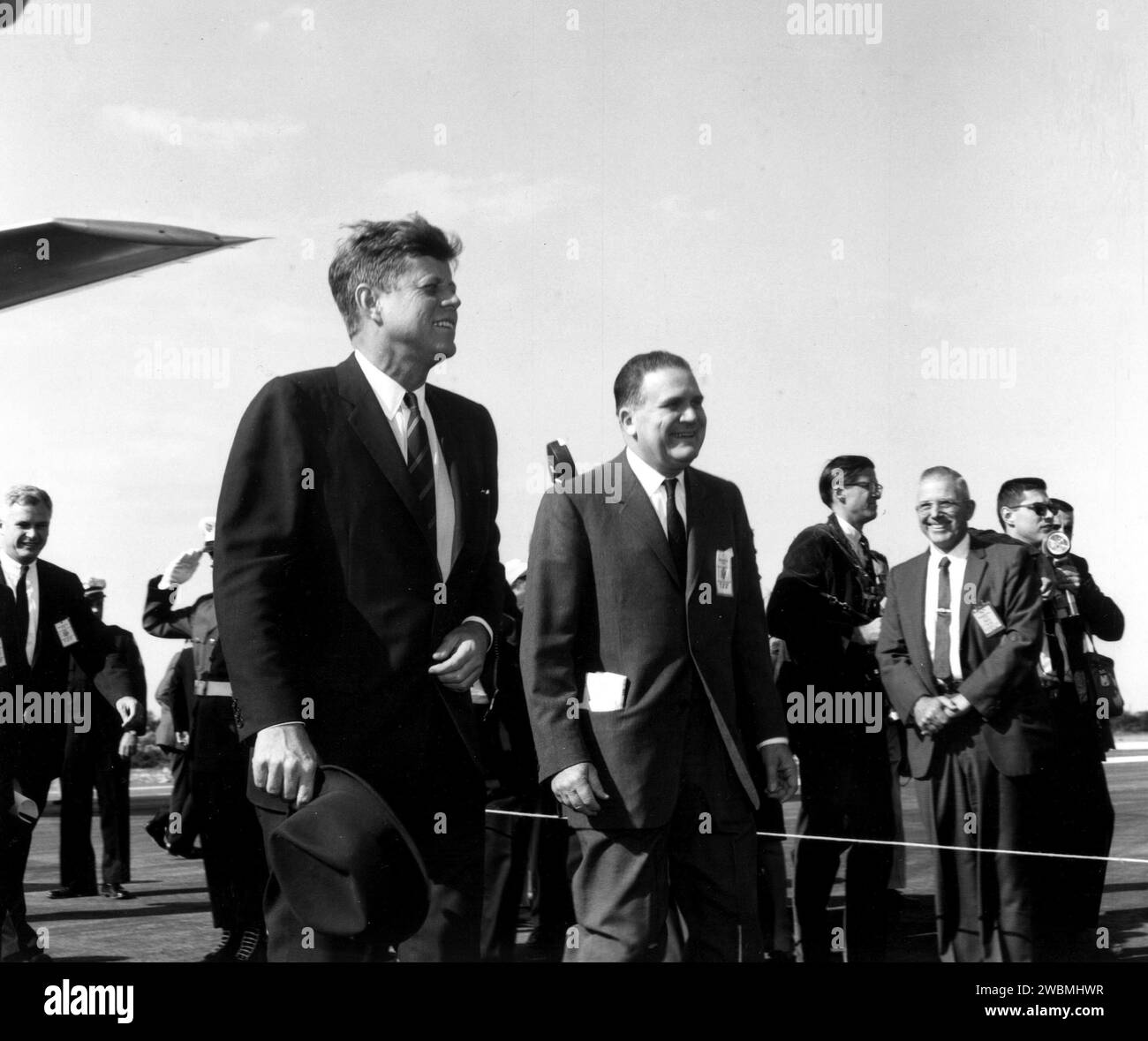 Jfk loc sts 26 Black and White Stock Photos & Images - Alamy