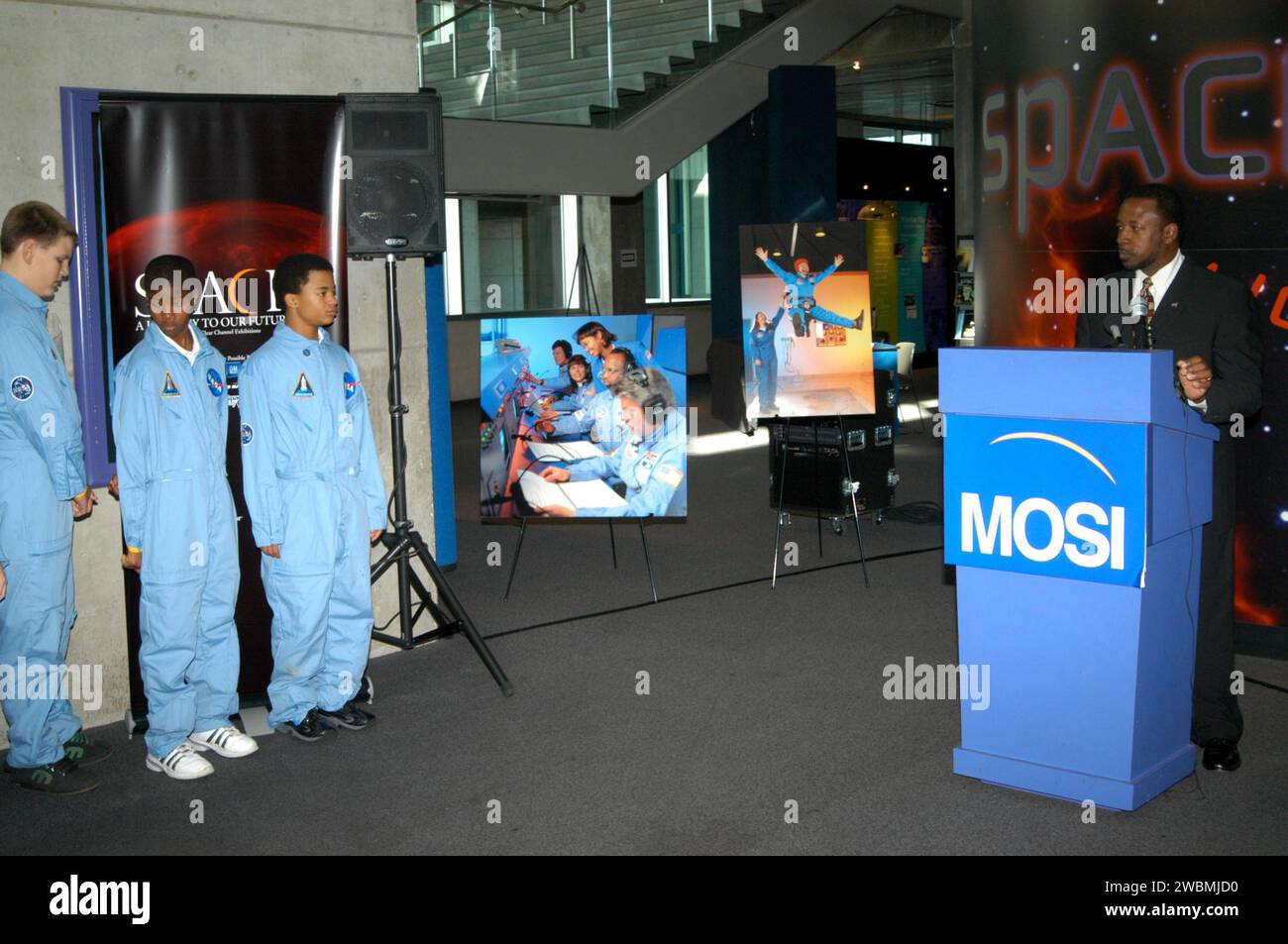KENNEDY SPACE CENTER, FLA. - At the Museum of Science and Industry ...