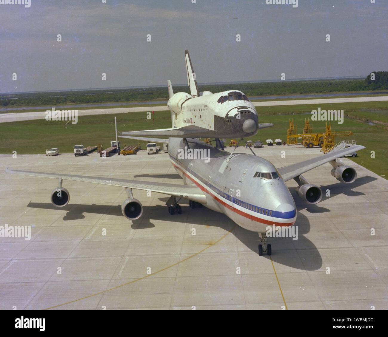 KENNEDY SPACE CENTER, FLA. - The Space Shuttle Orbiter Columbia ...